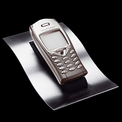 Stojan na mobilný telefón Wave | DESIGN OUTLET